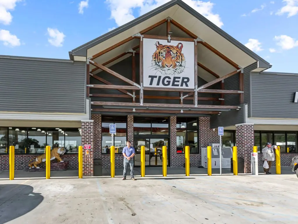 Tiger Truck Stop Offers Up Southern Hospitality - NATSO